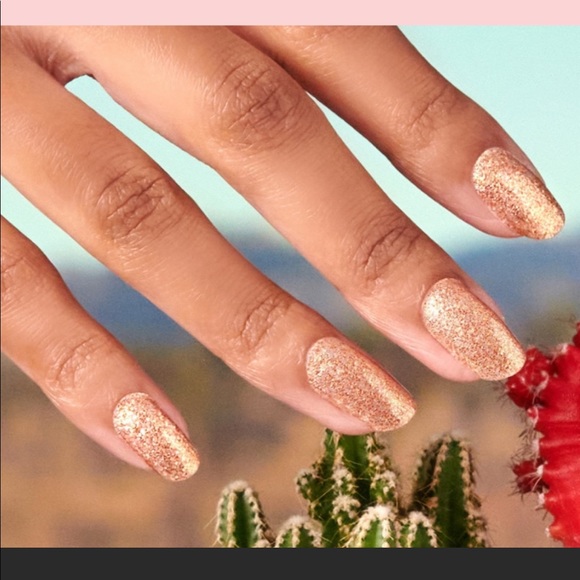 Color Street | Makeup | B3g2 Color Street Stripsmojave Gold | Poshmark